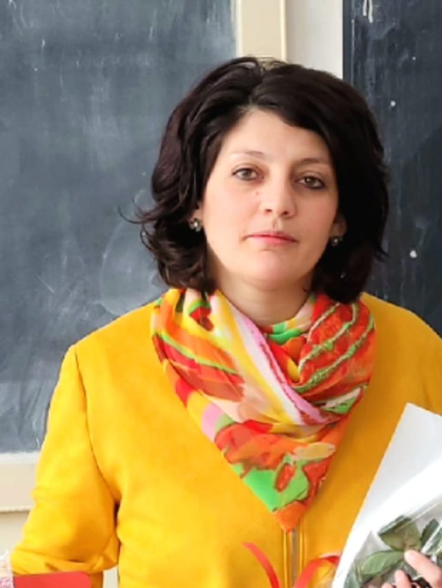 Profesoară de română cu 15 ani vechime,13 examene de titularizare ...
